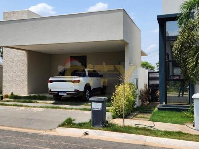 Vende se Casa Térrea Condomínio Primor das Torres