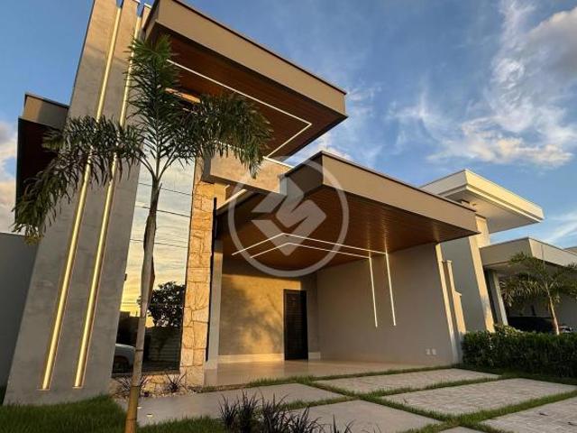 Vende se casa térrea moderna e nova no Belvedere II