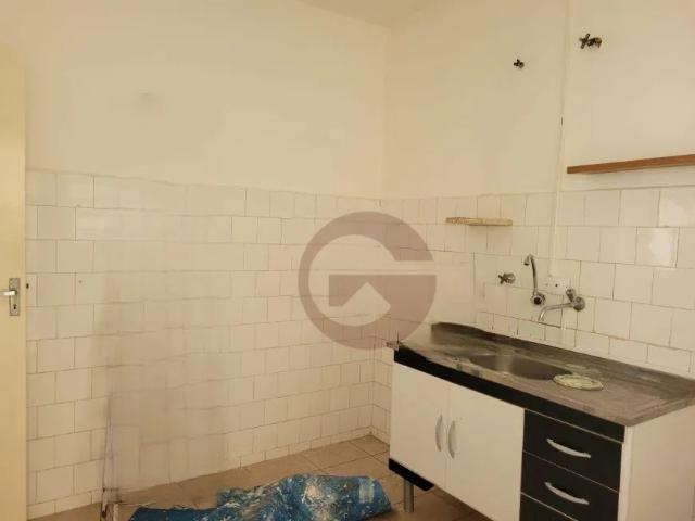 Vende se casa térrea – ótima oportunidade!