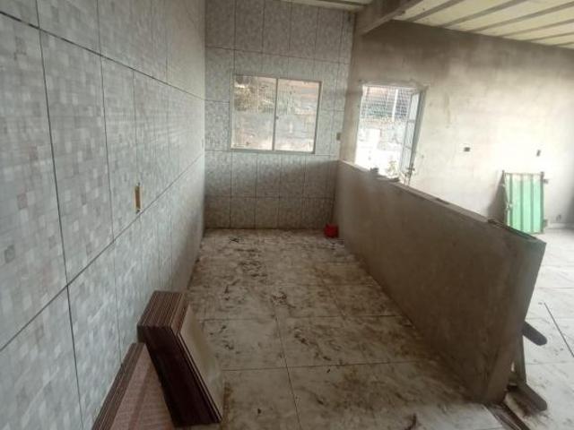 Vende se casa 110.000