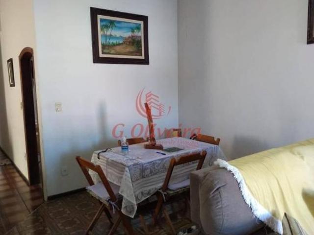 Vende se Casa, 3 quartos, 1 suíte, A/C 172m² A/T 400m2
