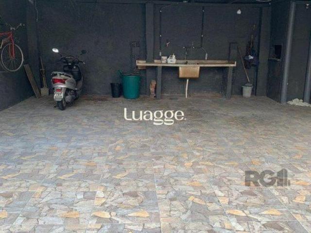 Vende se casa 3 quartos com suíte e 3 vagas de garagem 130m² Jardim Itu Saba