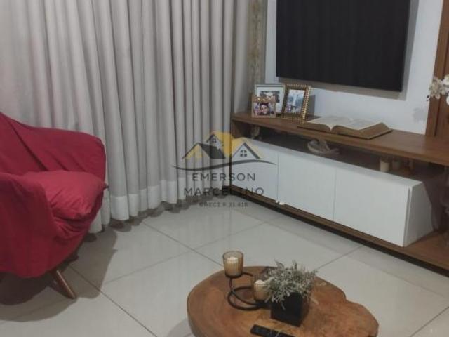 VENDE SE CASA 3Q 1 SUÍTE COM PISCINA E CHURRASQUERA REGIÃO DO AEROPORTO REGIÃO LESTE