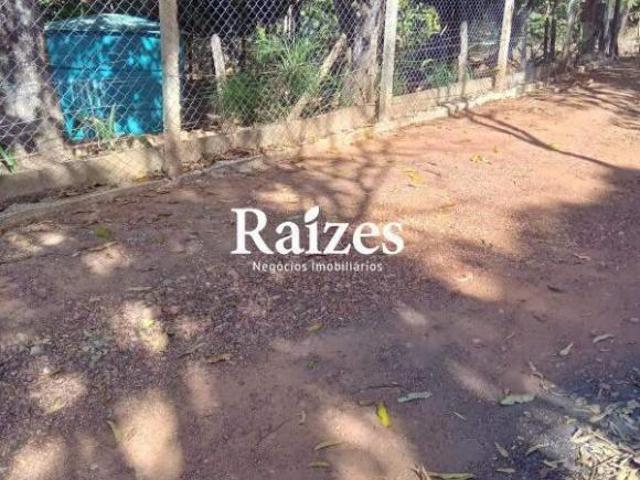 Vende se Chácara na zona rural de Araguari MG, no condomínio Chácaras Itamaracá!