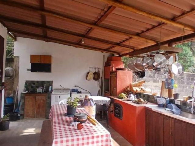 VENDE SE CHÁCARA EM SÃO LOURENÇO DA SERRA SP