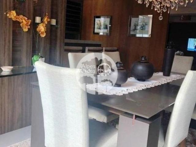 Vende se cobertura comercial em Gramado, no centro da cidade!