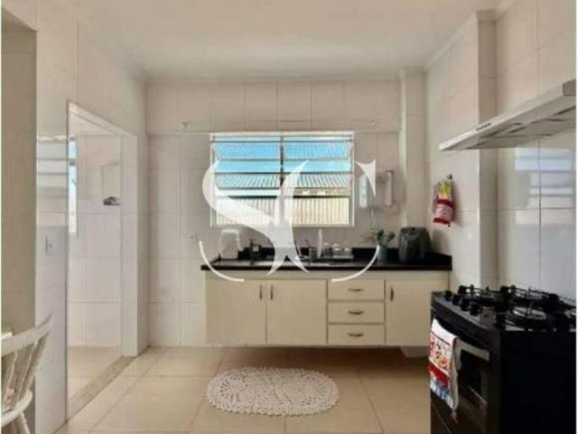 Vende se cobertura duplex com 04 dormitórios sendo 02 suítes no bairro de Vila Belmiro em Santos