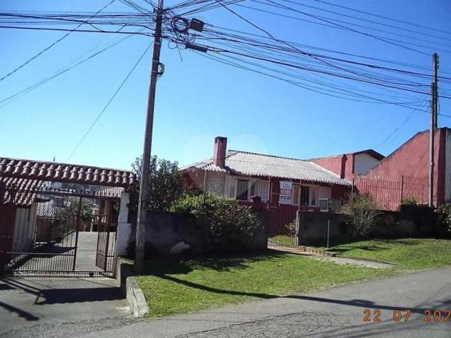Vende se dois terrenos