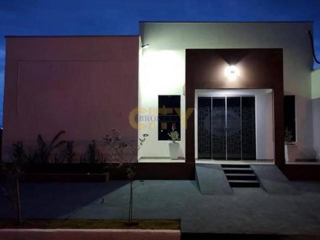 Vende se Espaço Comercial no Santa Terezinha