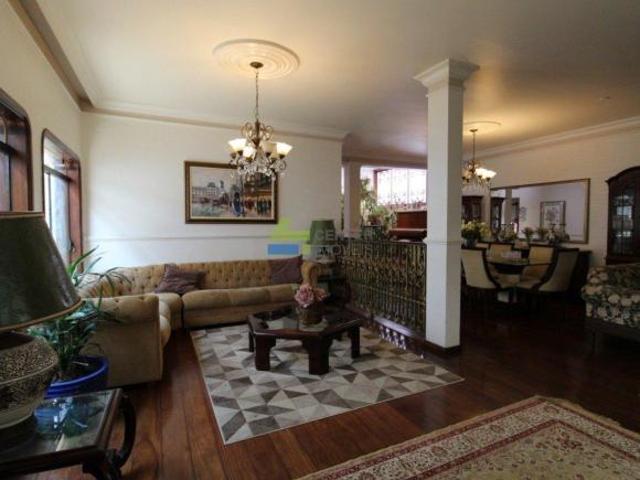 VENDE SE ESTE IMOVEL NO MELHOR LUGAR PARA MORAR