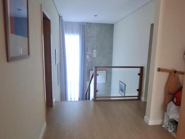 Vende se Imovel, 4 dorm/2 suítes, Área Gourmet, e piscina. Cond. Res. Santa