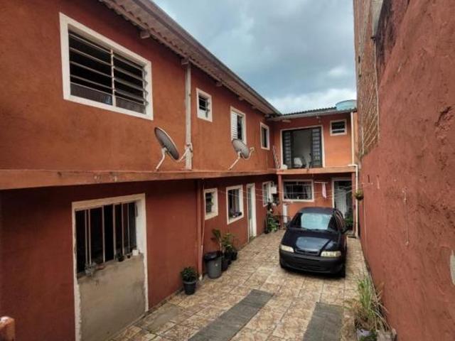 Vende se Imóvel no Jardim Roberto Ótima Oportunidade para Investidores Taboão da Serra 166 m²