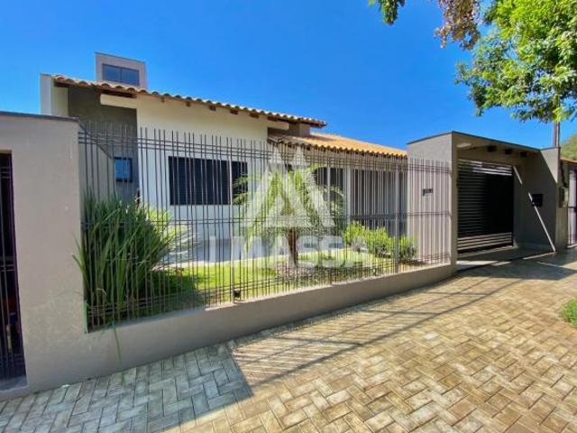 Vende se Imóvel na zona 04 com duas casas no quintal