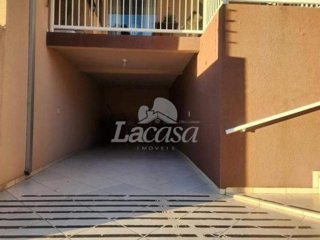 VENDE SE LINDA CASA NO BAIRRO SANTA CRUZ PRÓXIMO A FACULDADE UNICENTRO