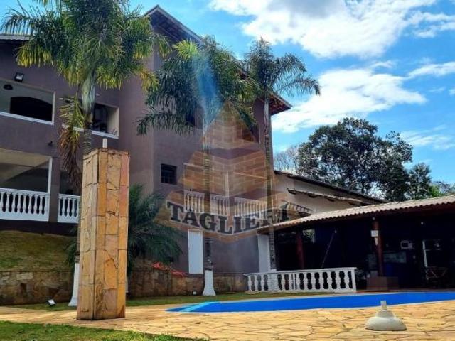 VENDE SE LINDA CASA EM CONDOMINIO FECHADO VARGEM GRANDE PAULISTA