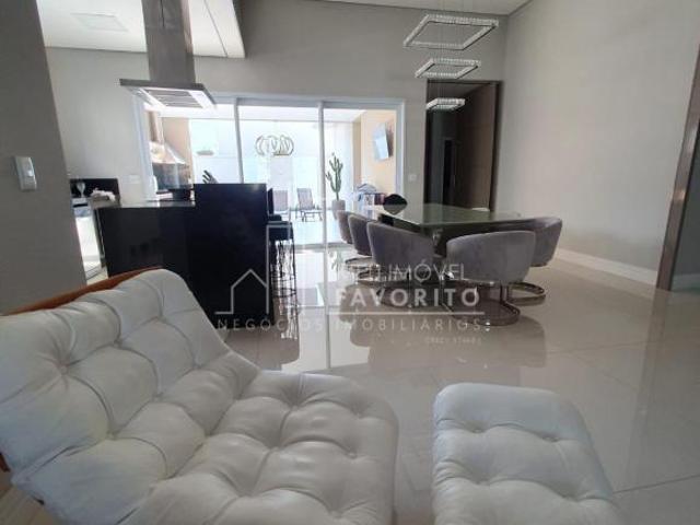 Vende se Linda Casa Térrea Alto Padrão Cond. Reserva Da Serra R 2.950.000,00