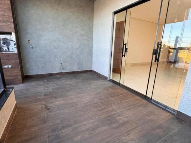 Vende se lindo apartamento no Jardim Botânico