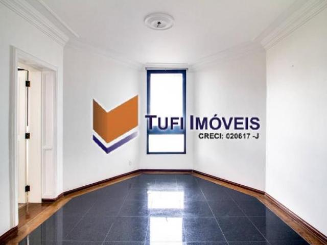 Vende se Lindo Apto em Moema COBERTURA DUPLEX