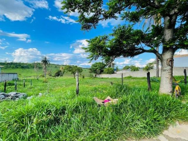 Vende se Lote localizado no bairro Novo Cruzeiro, MatozinhosMG