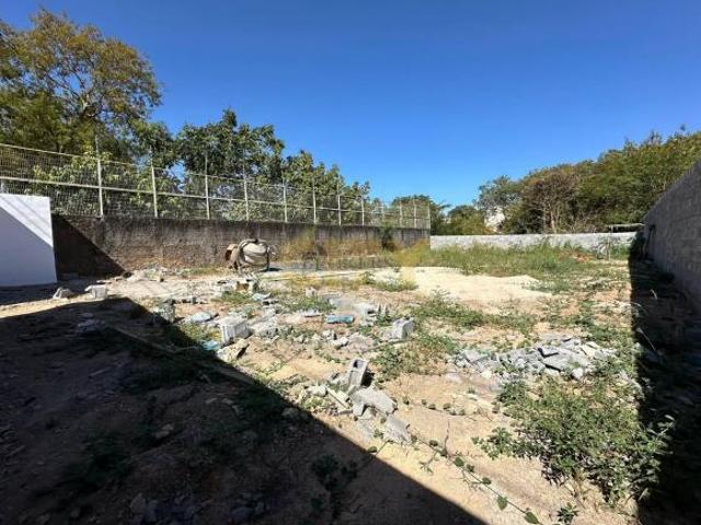 Vende se Lote/Terreno Próximo ao Shopping Estação
