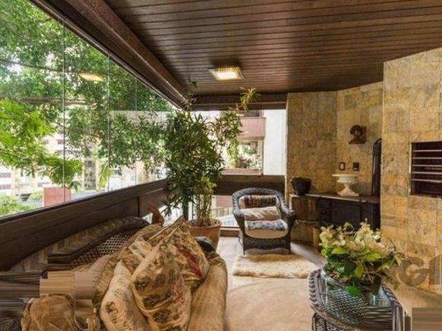 Vende se luxuoso apartamento 3 quartos com suíte, com dependência completa, 2 va