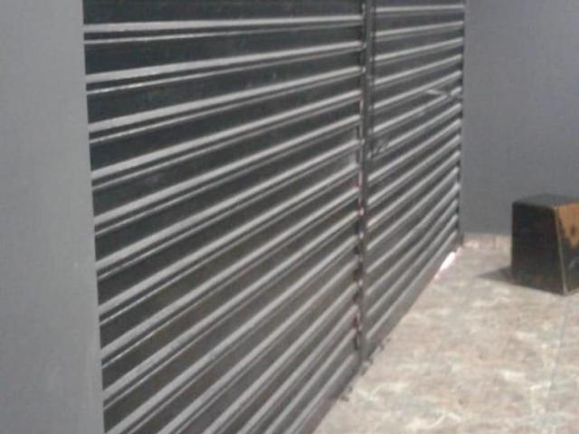 vende se ótima casa 22