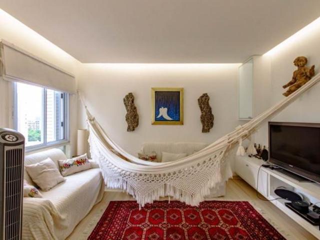 VENDE SE OTIMO APARTAMENTO REFORMADO ITAIM BIBI OPORTUNIDADE