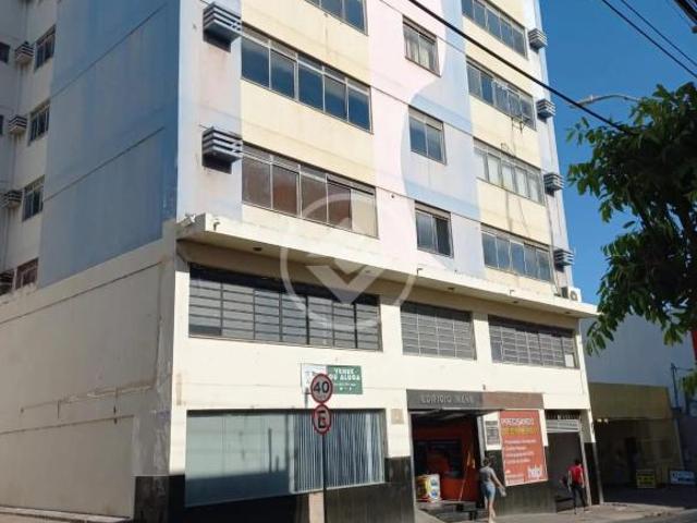 VENDE SE PREDIO COMERCIAL CENTRO CUIABA COM 54 SALAS 7 LOJAS 18 VAGAS DE GARAGEM 4 SALAS E 2 LOJAS