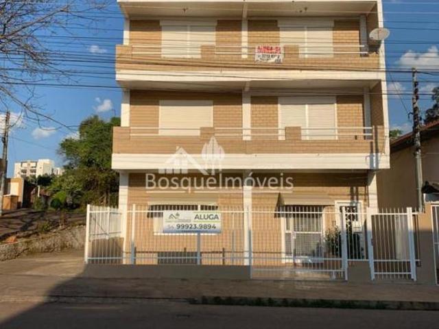 VENDE SE PRÉDIO DE TRÊS ANDARES