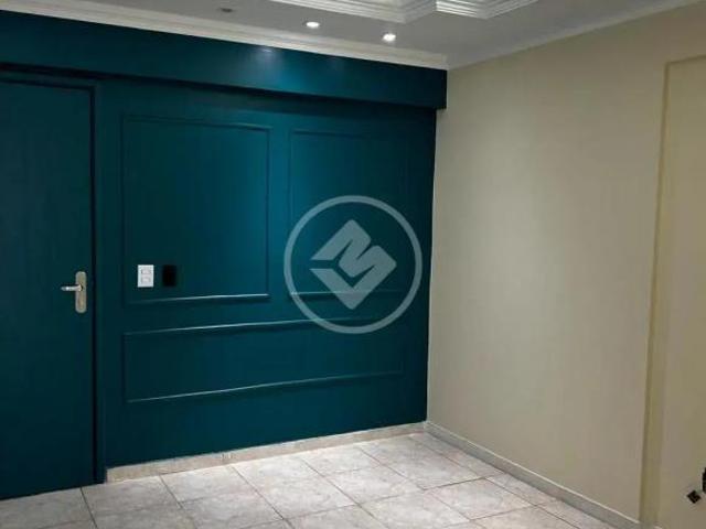 Vende se sala comercial Centro Empresarial Cuiabá. R$270.000,00
