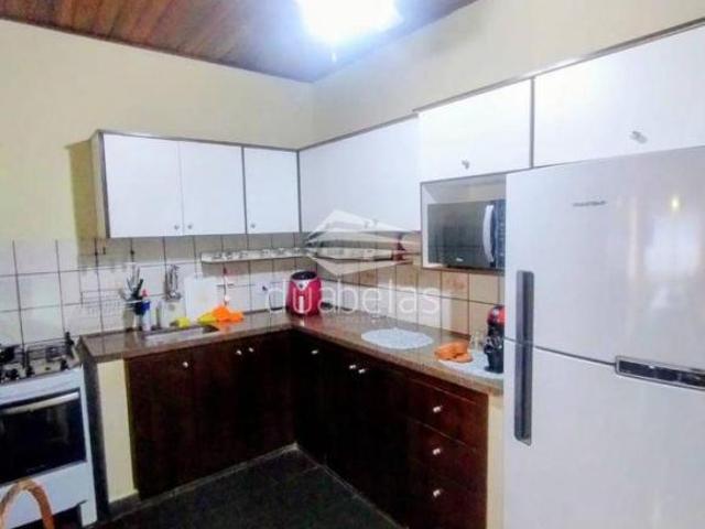 Vende se Sitio, em local privilegiado, à beira do asfalto