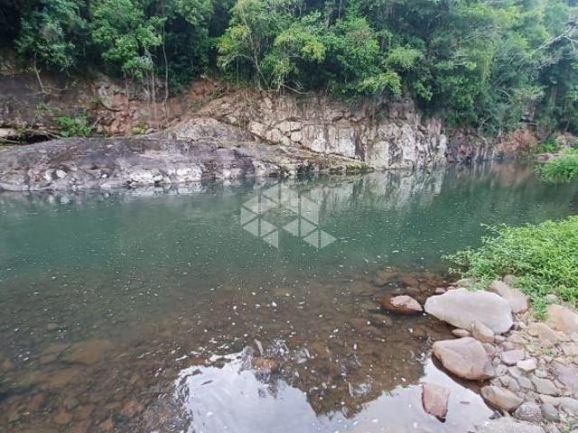 Vende se sítio propriedade rural completa no interior de San