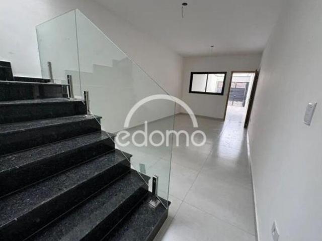 VENDE SE SOBRADO NOVO NA VILA MACEDOPOLIS EXCELENTE OPORTUNIDADE