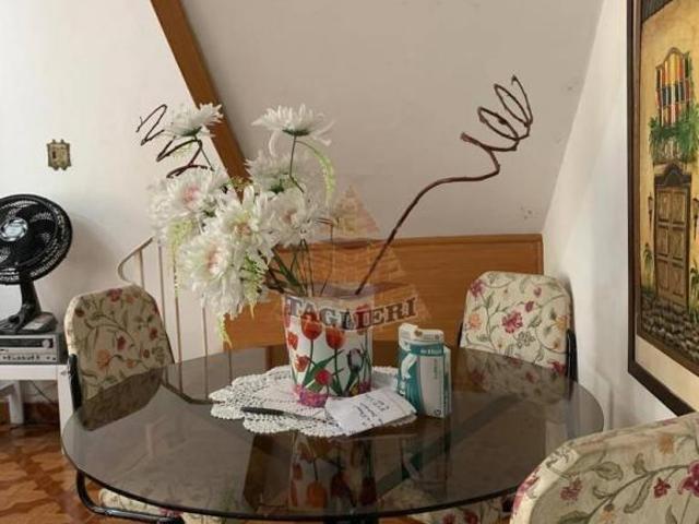 VENDE SE SOBRADO A 700m DA AV. CONSELHEIRO CARRÃO