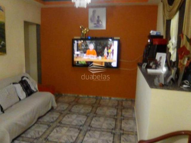 Vende se Sobrado com 2 Casas Independentes – Residencial União em São José dos Campos