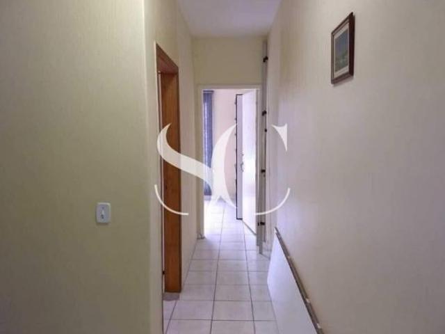 Vende se Sobrado com 3 dormitórios no Centro de São Vicente/SP