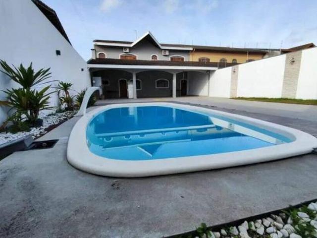 Vende se Sobrado com Piscina ? Jardim Santa Maria | Jacareí/SP