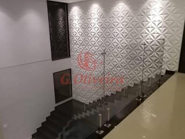 Vende se Sobrado Condomínio 3 Quartos, 1 Suíte, A/C 240m² A/T 300M2