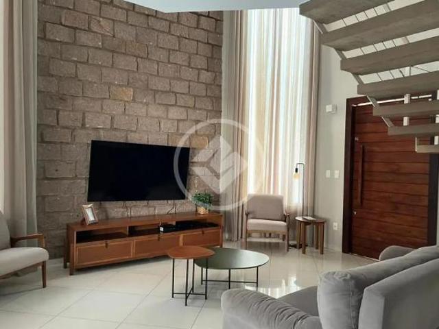 Vende se sobrado Condomínio Belo Verde 4 quartos R$ 1.500.000,00