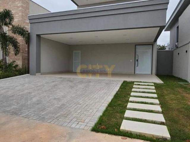 Vende se Sobrado Condomínio Belvedere 2