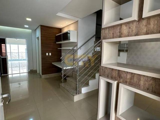 Vende se Sobrado Condomínio Pacém