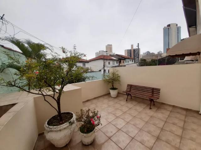 Vende se: Sobrado de Vila, 2 quartos, Edícula com 1 Suíte, 1 Vaga, Santana!