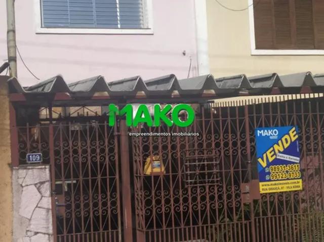 Vende se sobrado de 3 dormitórios, sala 2 ambientes, banheiros social, lavabo, copa, cozinha, lavander
