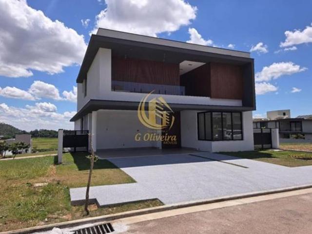 Vende se Sobrado em condomínio Alphaville Jundiai