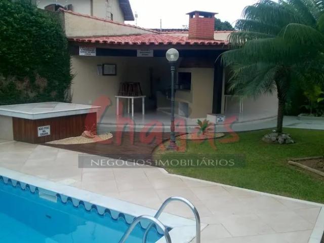 Vende se | sobrado em condomínio fechado | martim de sá