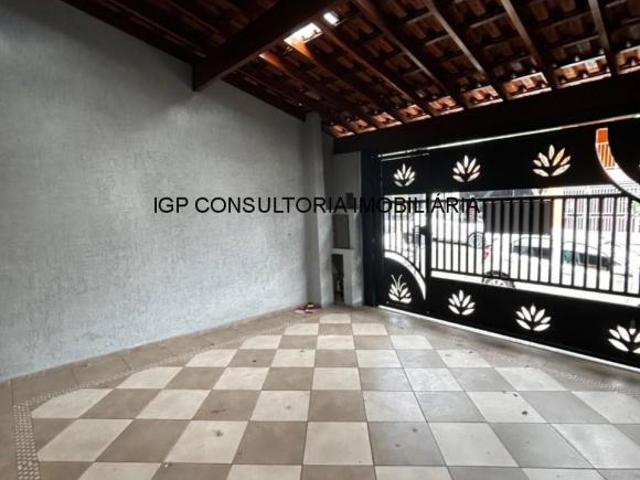 Vende se sobrado em Jardim Morada do Sol, indaiatuba, SP. 3 quartos, uma suite, 2 vagas de garagem