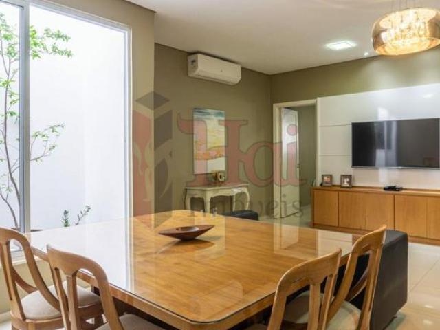 Vende se Sobrado Residencial/Comercial com 336m² na região do Brás