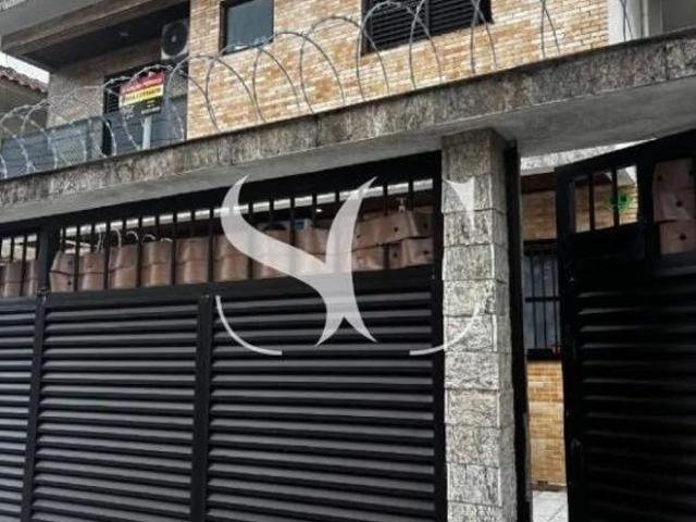 Vende se sobrado triplex no bairro de Vila Valença na cidade de São Vicente