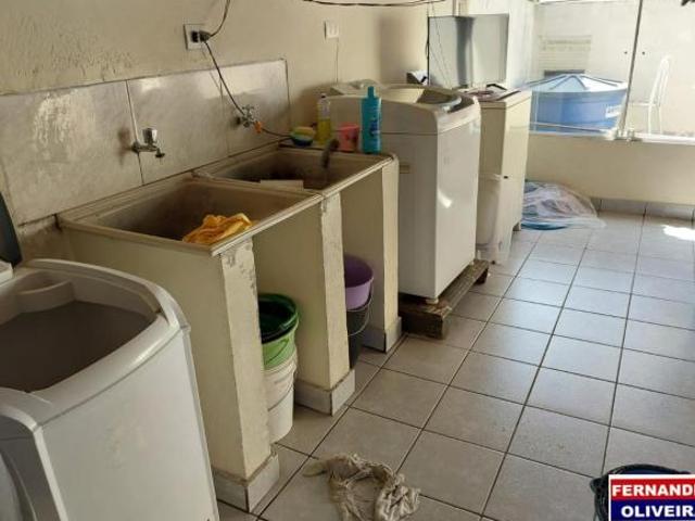 Casa no Jardim Jua, São Paulo SP: Casa com 3 quartos, 1 suíte, 2 salas, 3 banheiros, 4 vagas e 240m²