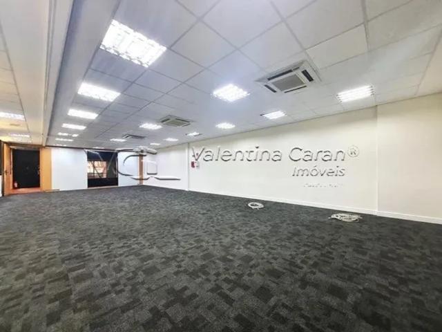Vende se/aluga se no Brooklin prédio com 1300m²a. U